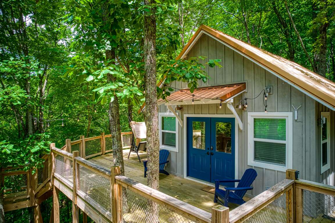 Chasing Fireflies Treehouse in Sevierville, TN | Enchanting Retreat for ...