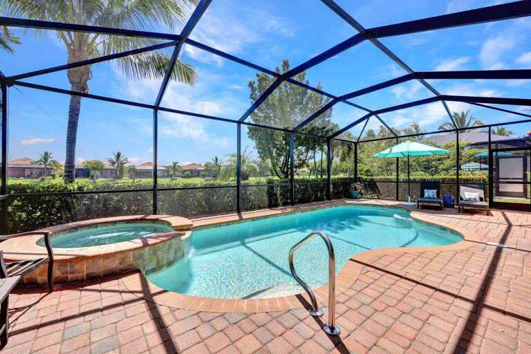 Bonita National Golf & Country Club - 2 Bedroom House for 6 Guests in ...