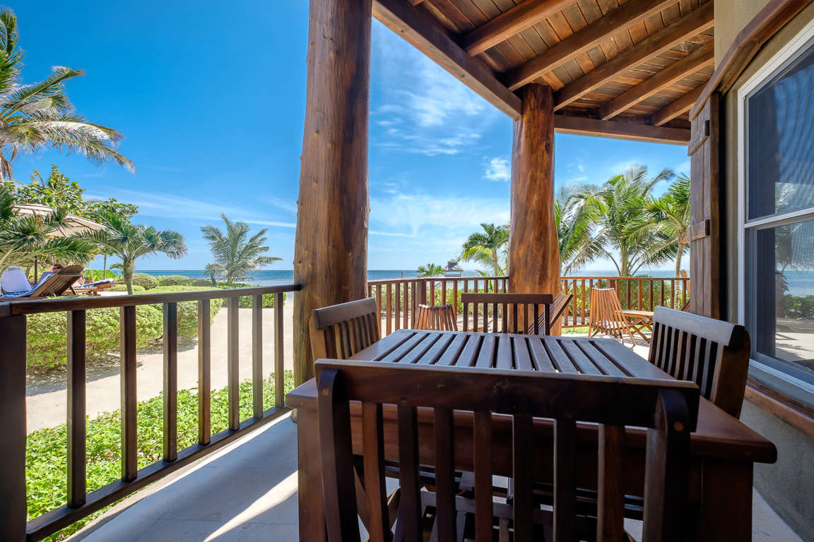 INDIGO BELIZE 1A - Luxury 3 Bedroom Condo for up to 6 Guests with Air…