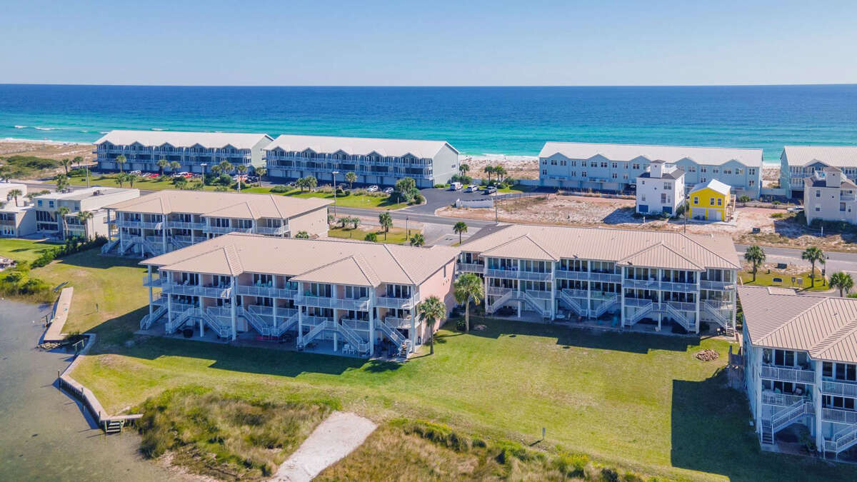 Villa Sabine Townhouse #484 (162067) - Find Rentals