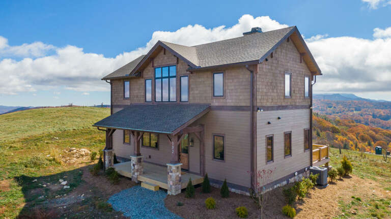 All Around Views at MontEagle: Banner Elk North Carolina - 4 Bedroom ...